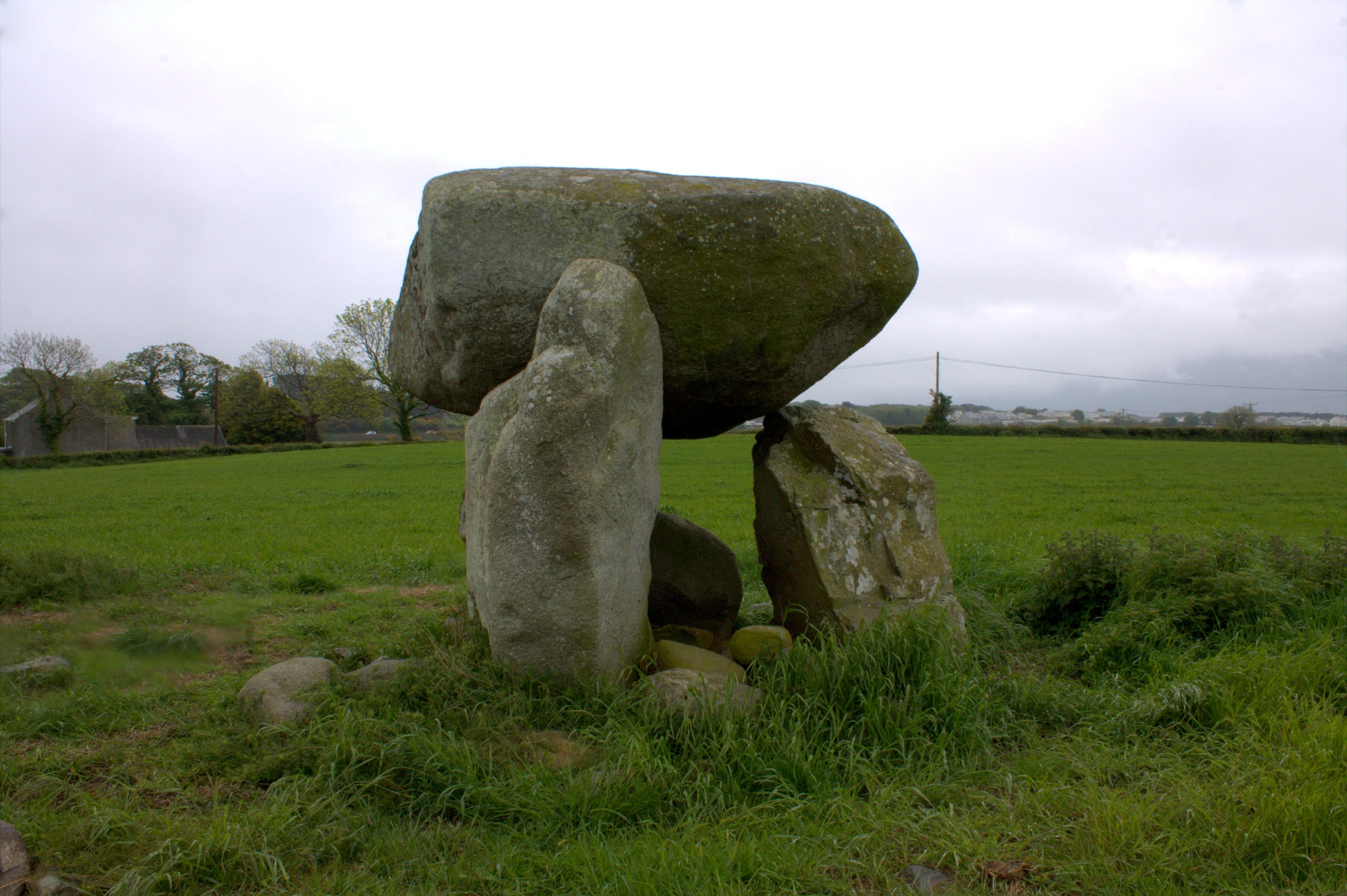 Slidderyford Dolmen, Down, Ireland | Visions Of The Past